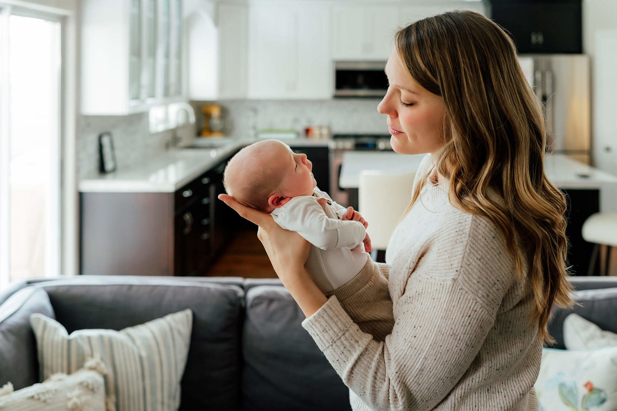 Reasons to Consider an In-Home Newborn Session