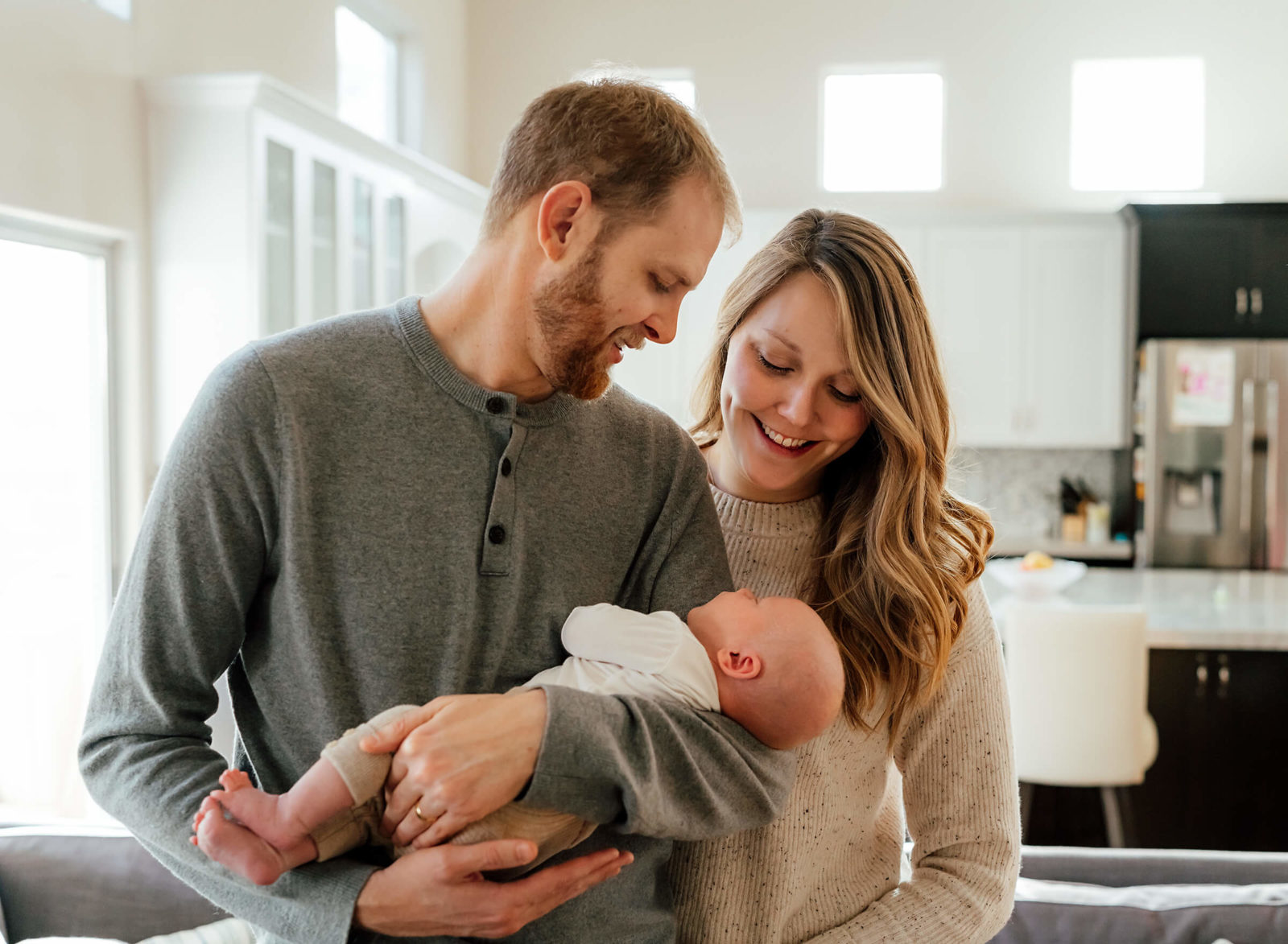 Reasons to Consider an In-Home Newborn Session